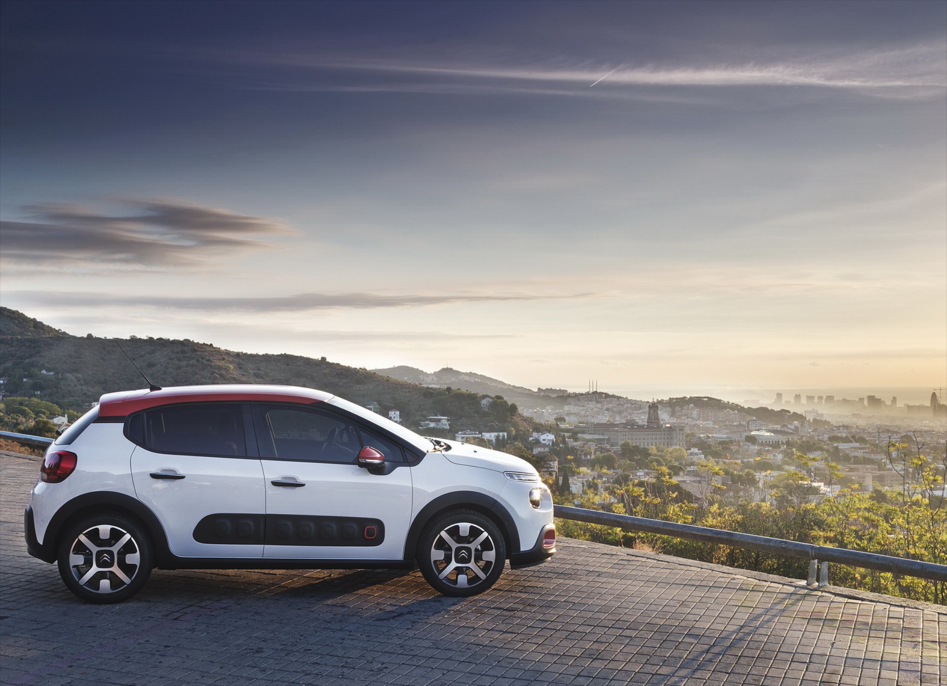 Οδηγούμε το νέο Citroen C3 στη Βαρκελώνη - Στην Ελλάδα τέλη Νοεμβρίου ...