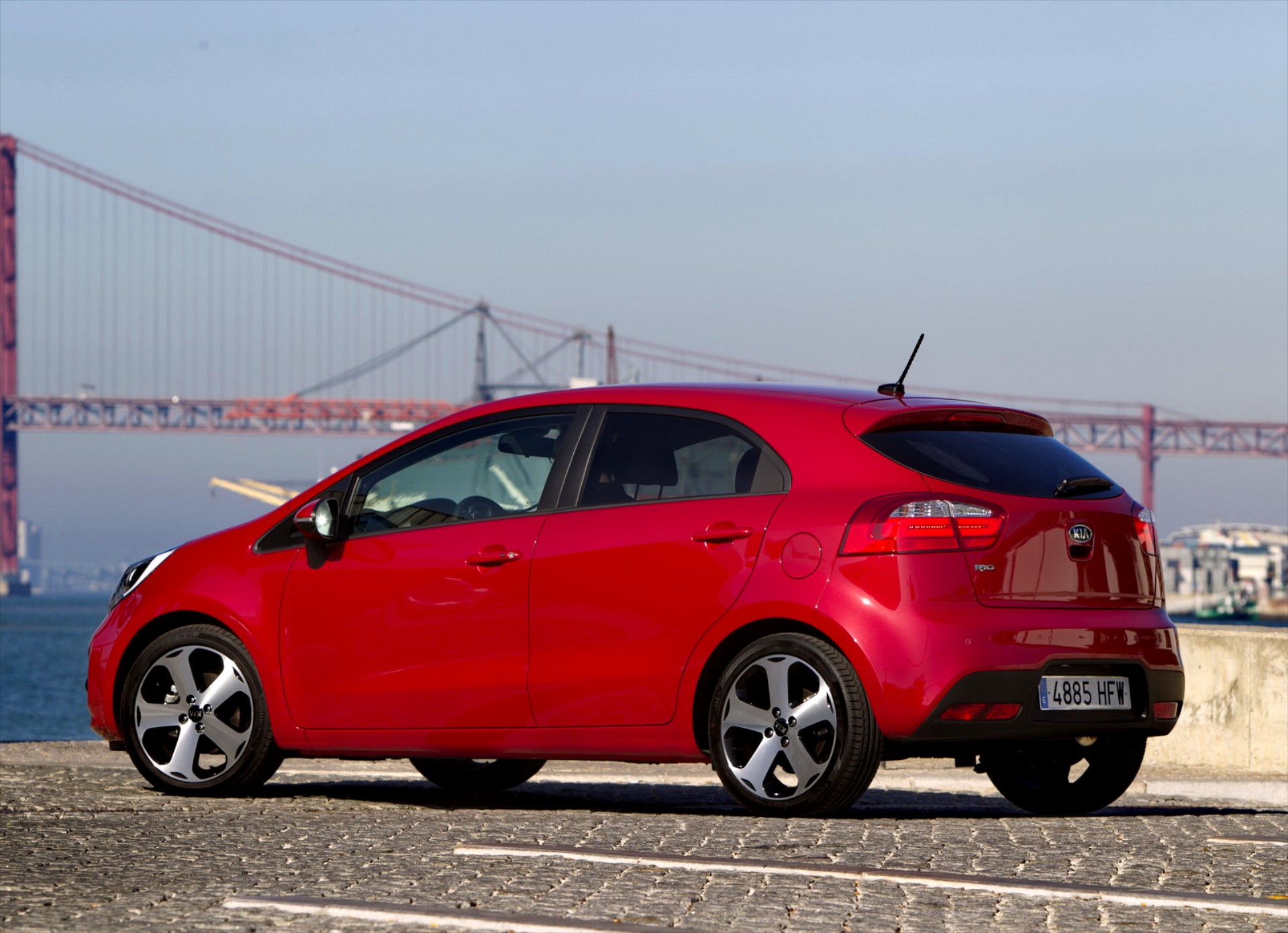 Kia Rio 1.4 Diesel ISG - Στη πετρελαιοκίνητη φρενίτιδα που ζούμε, το ...