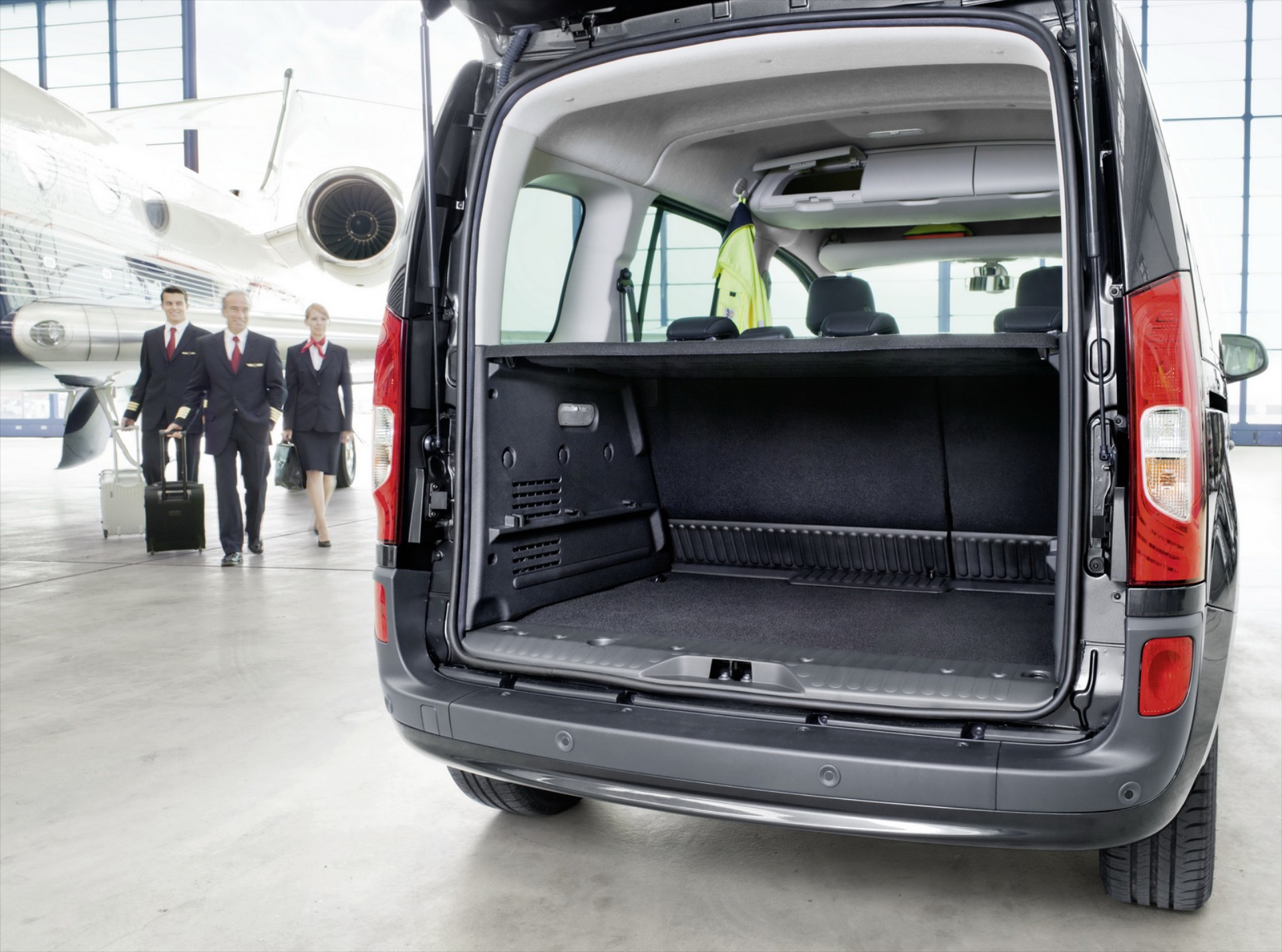 Mercedes Benz Citan - Το νέο ελαφρύ Van της Mercedes και η επιβατική ...