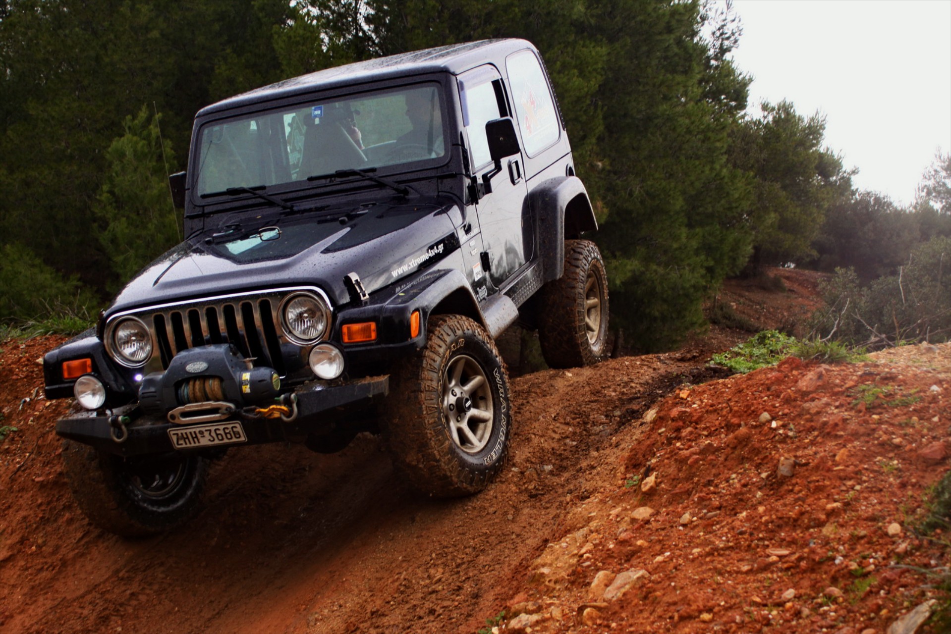TUNED: JEEP WRANGLER TJ - Τι μπορεί να φτιάξεις για οδήγηση και ...